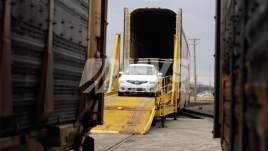 SHIP BY TRAIN – Motor Vehicle Shipping